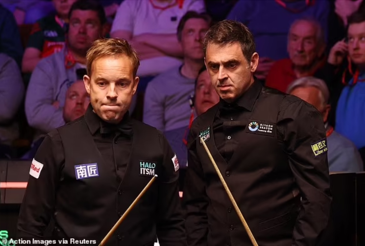 2025 Crucible – Ronnie leads Ali Carter by 5-4 after the first session ...
